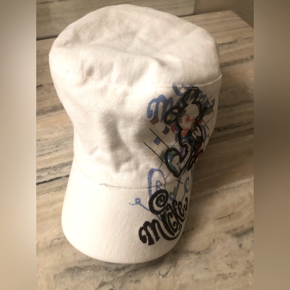 Disney | Accessories | Euc Disney Parks Embroidered Mickey Mouse Hat ...